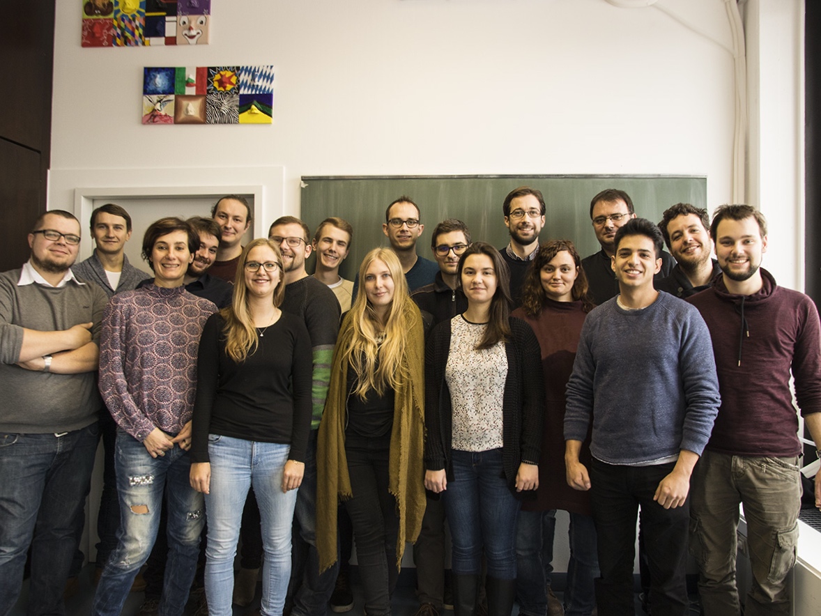 Members - Professur für Experimentalphysik (E12) - Dense and Strange ...